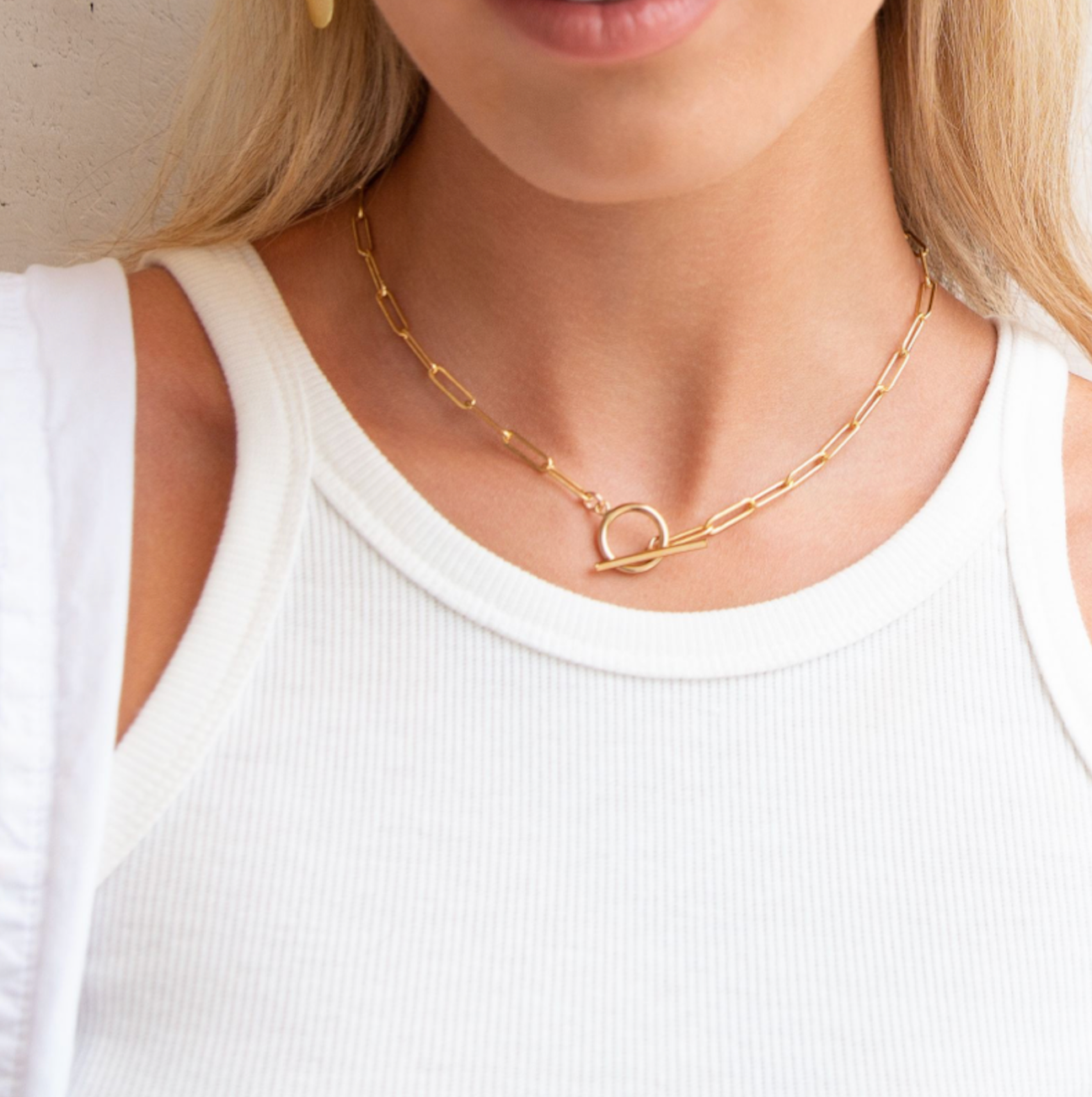 LARGE GOLDEN LINK CHAIN – Carden Avenue